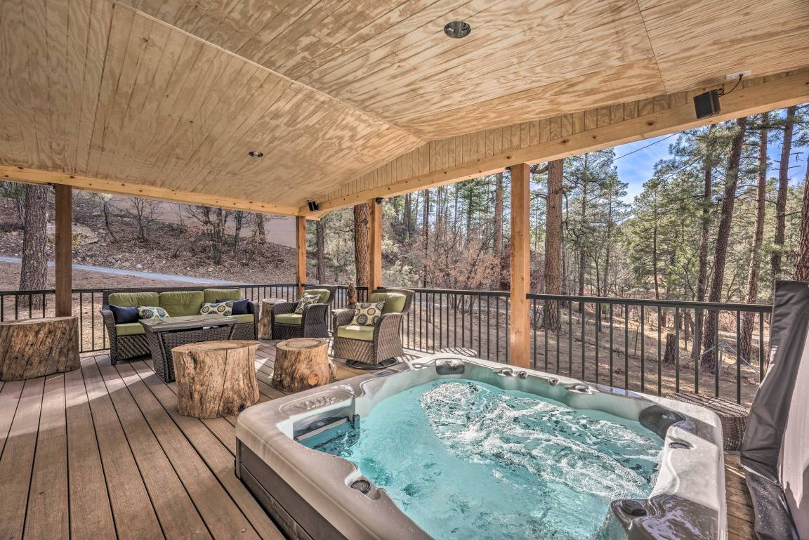 167 M² House ∙ 5 Bedrooms ∙ 14 Guests - Ruidoso, NM