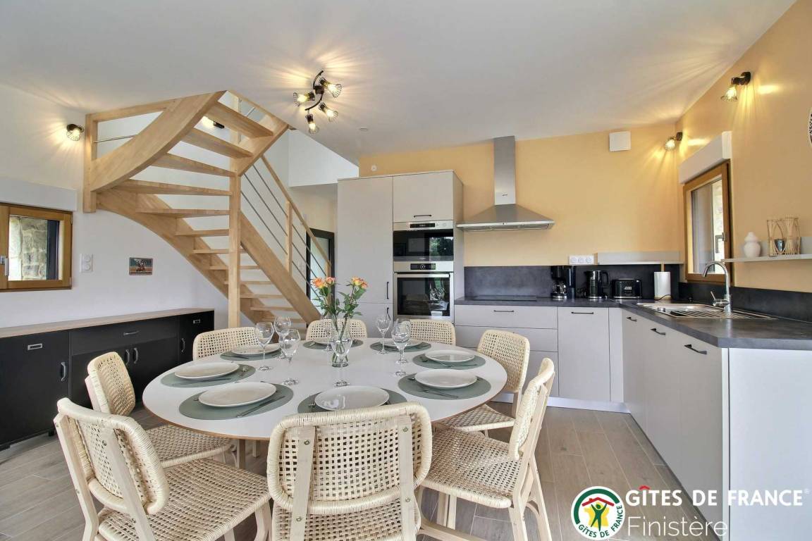 88 M² Gîte ∙ 3 Chambres ∙ 6 Personnes - Beg Meil