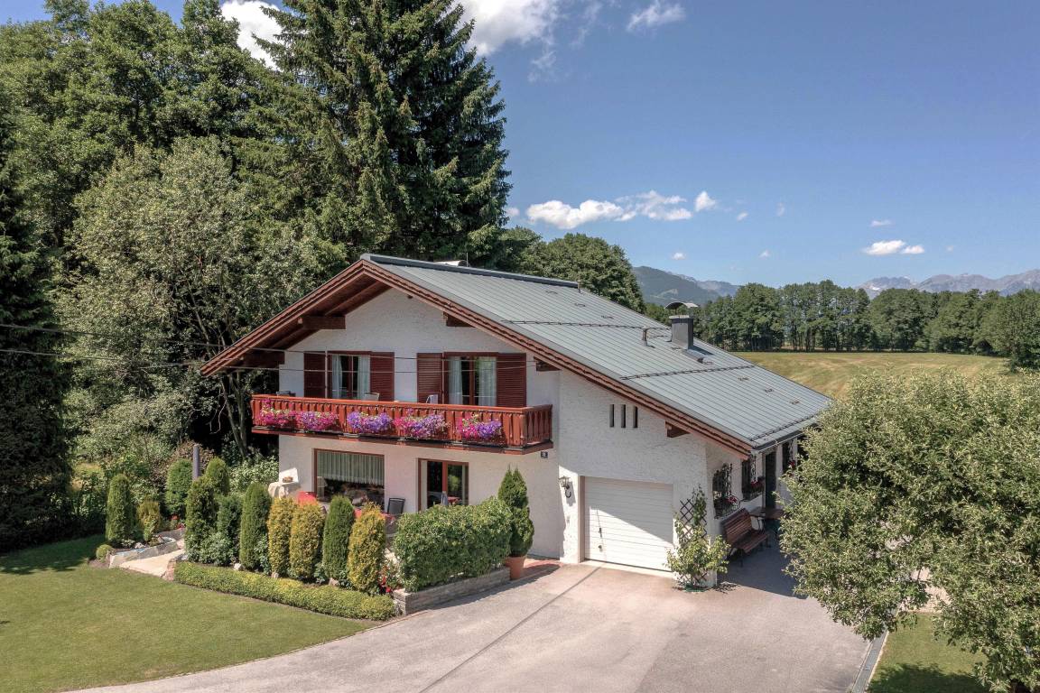 250 M² Ferienhaus ∙ 4 Schlafzimmer ∙ 8 Gäste - Viehhofen