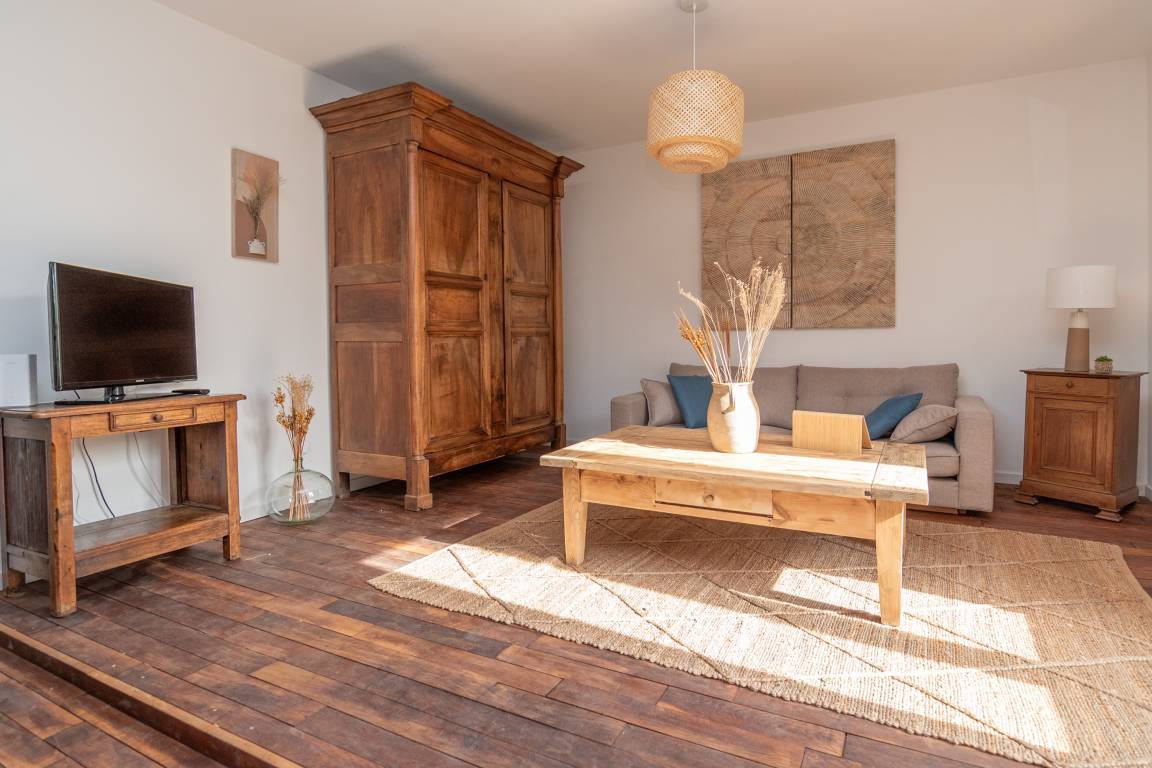 65 M² Apartamento ∙ 1 Habitación ∙ 2 Huéspedes - Saint-Rémy