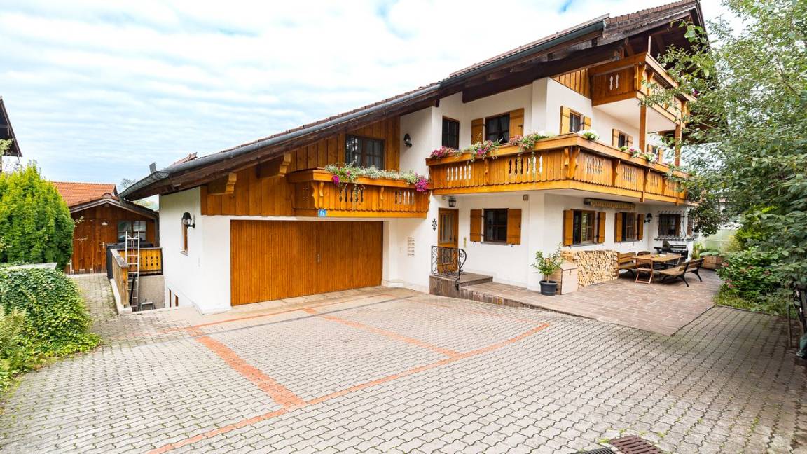 45 M² Ferienwohnung ∙ 1 Schlafzimmer ∙ 3 Gäste - Ainring