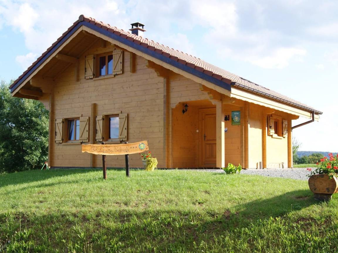 66 M² Cottage ∙ 2 Bedrooms ∙ 4 Guests - Alps