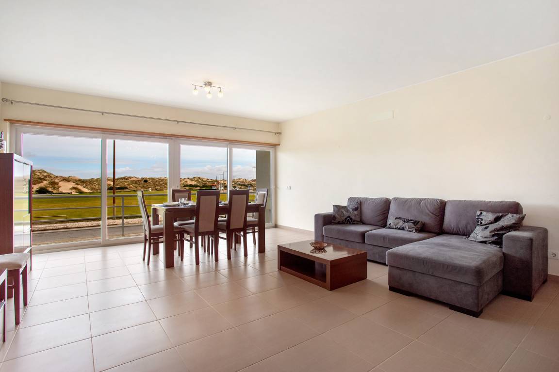 132 M² Apartment ∙ 3 Bedrooms ∙ 6 Guests - Peniche