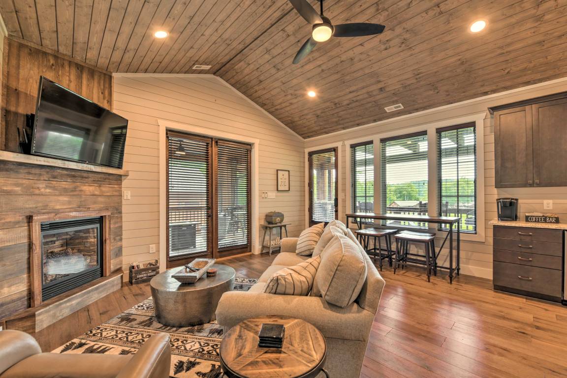 78 M² Cottage ∙ 2 Bedrooms ∙ 4 Guests - Sapphire, NC