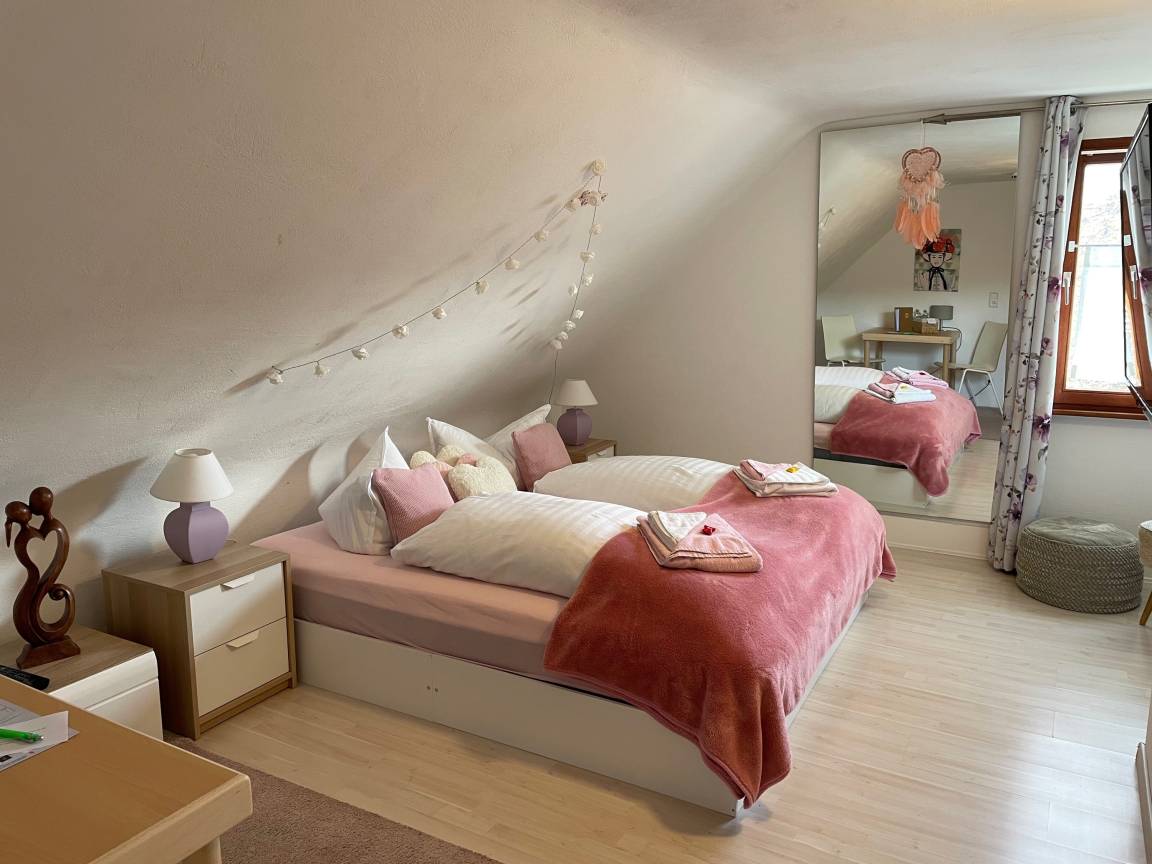 23 M² Ferienwohnung ∙ 1 Schlafzimmer ∙ 2 Gäste - Titisee-Neustadt