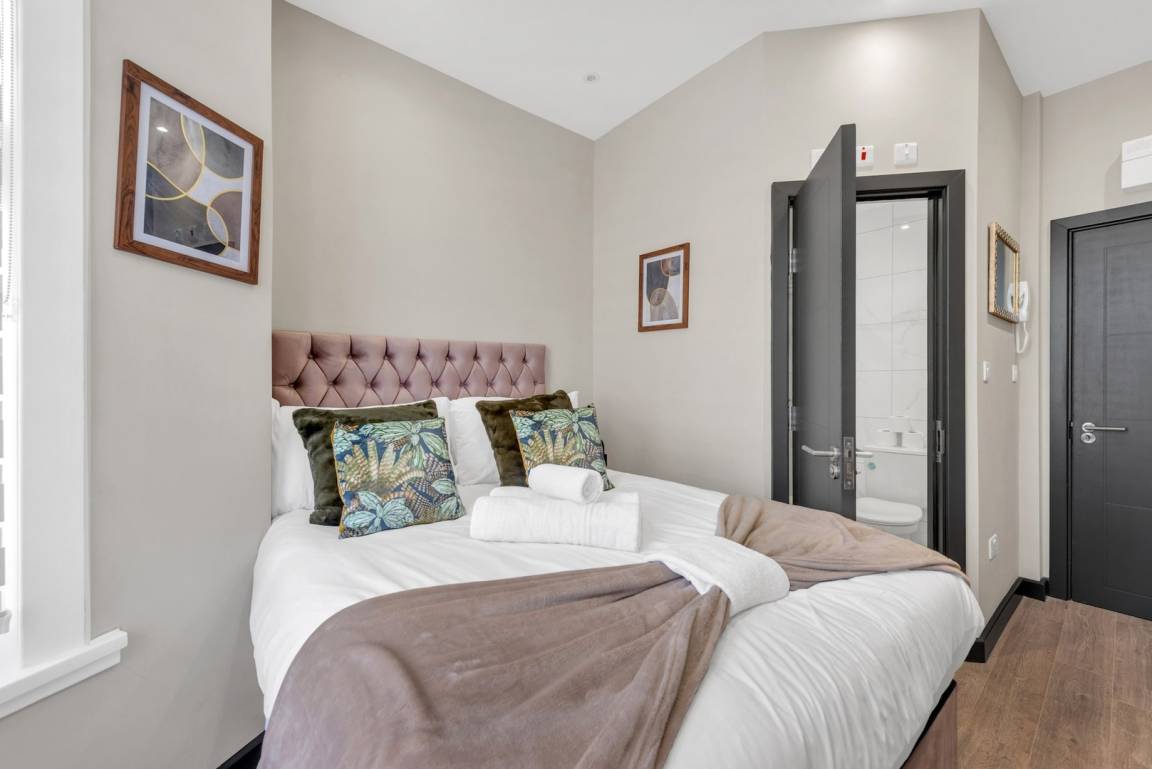 Apartment ∙ 1 Bedroom ∙ 2 Guests - Brisbane Road