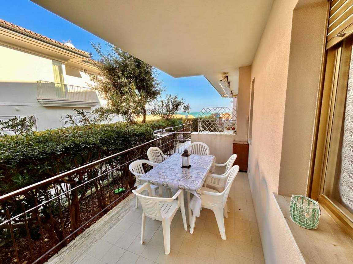 Appartamento Vacanza ∙ 2 Camere Da Letto ∙ 6 Ospiti - Numana