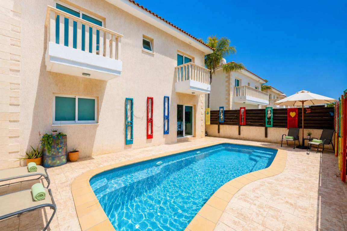 180 M² Villa ∙ 3 Schlafzimmer ∙ 6 Gäste - Protaras