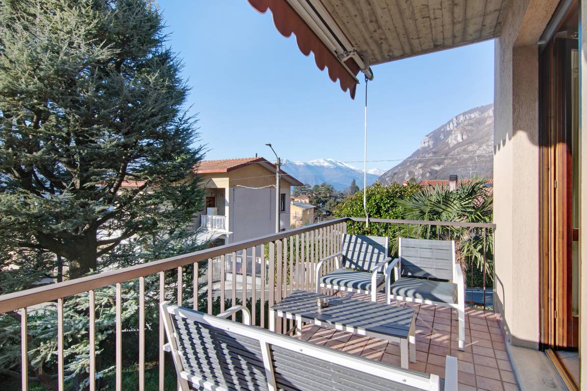 90 M² Ferienhaus ∙ 2 Schlafzimmer ∙ 7 Gäste - Menaggio
