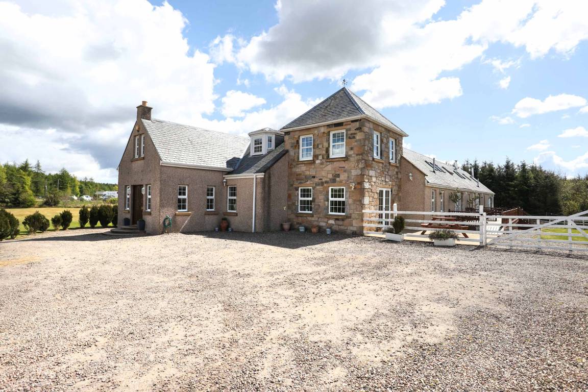 543 M² House ∙ 11 Bedrooms ∙ 21 Guests - Scotland
