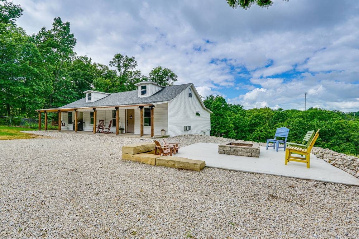 139 M² House ∙ 3 Bedrooms ∙ 8 Guests - Lake Ozark, MO