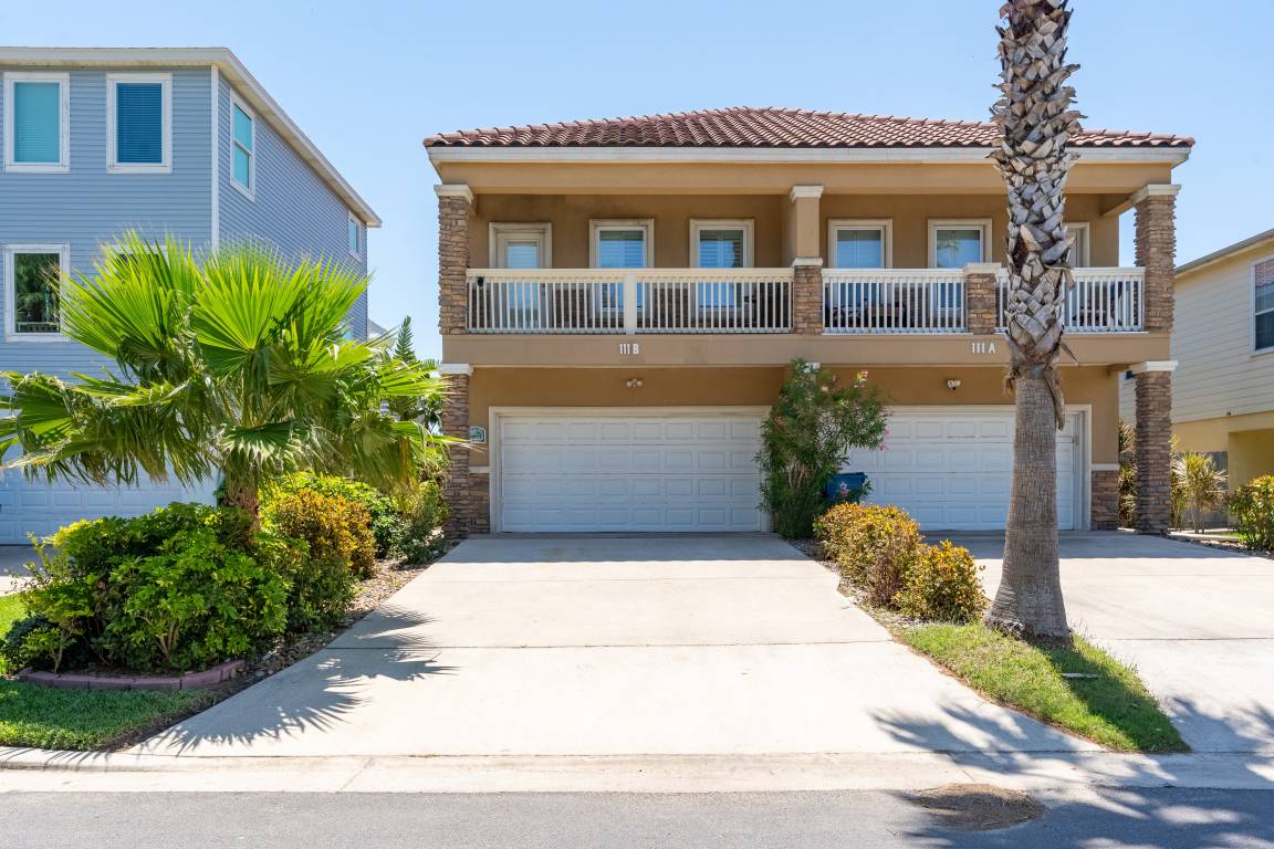 House ∙ 3 Bedrooms ∙ 8 Guests - South Padre Island