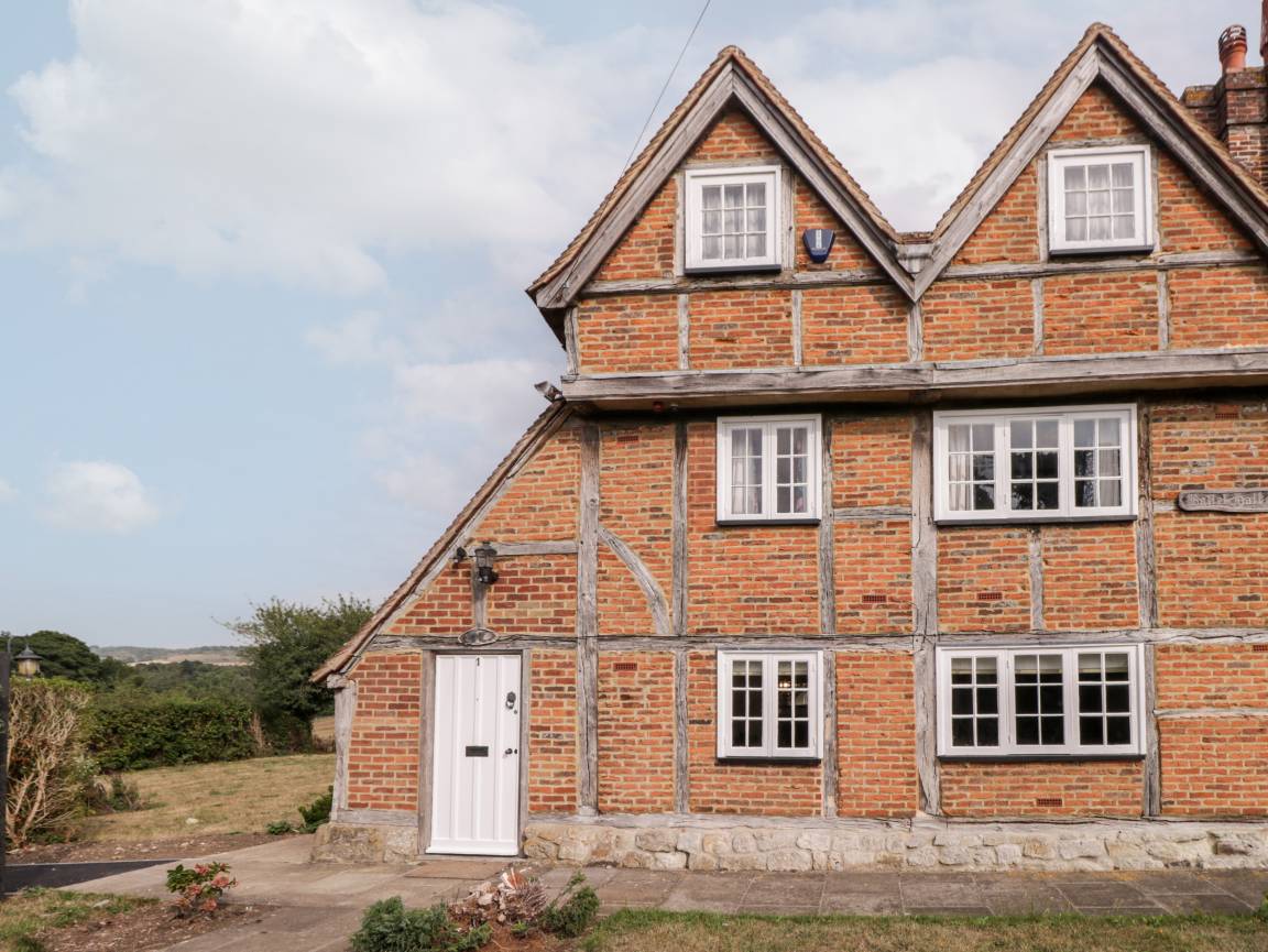 Cottage ∙ 2 Bedrooms ∙ 4 Guests - Leeds Castle