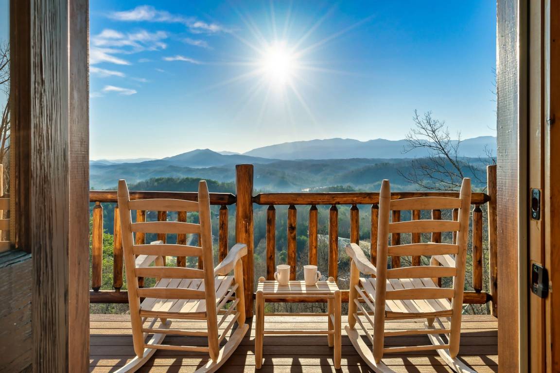 Apartment ∙ 4 Bedrooms ∙ 12 Guests - Gatlinburg, TN