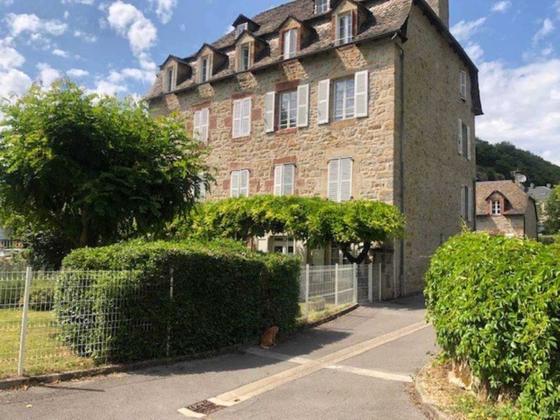 113 M² Gîte ∙ 2 Chambres ∙ 6 Personnes - La Canourgue