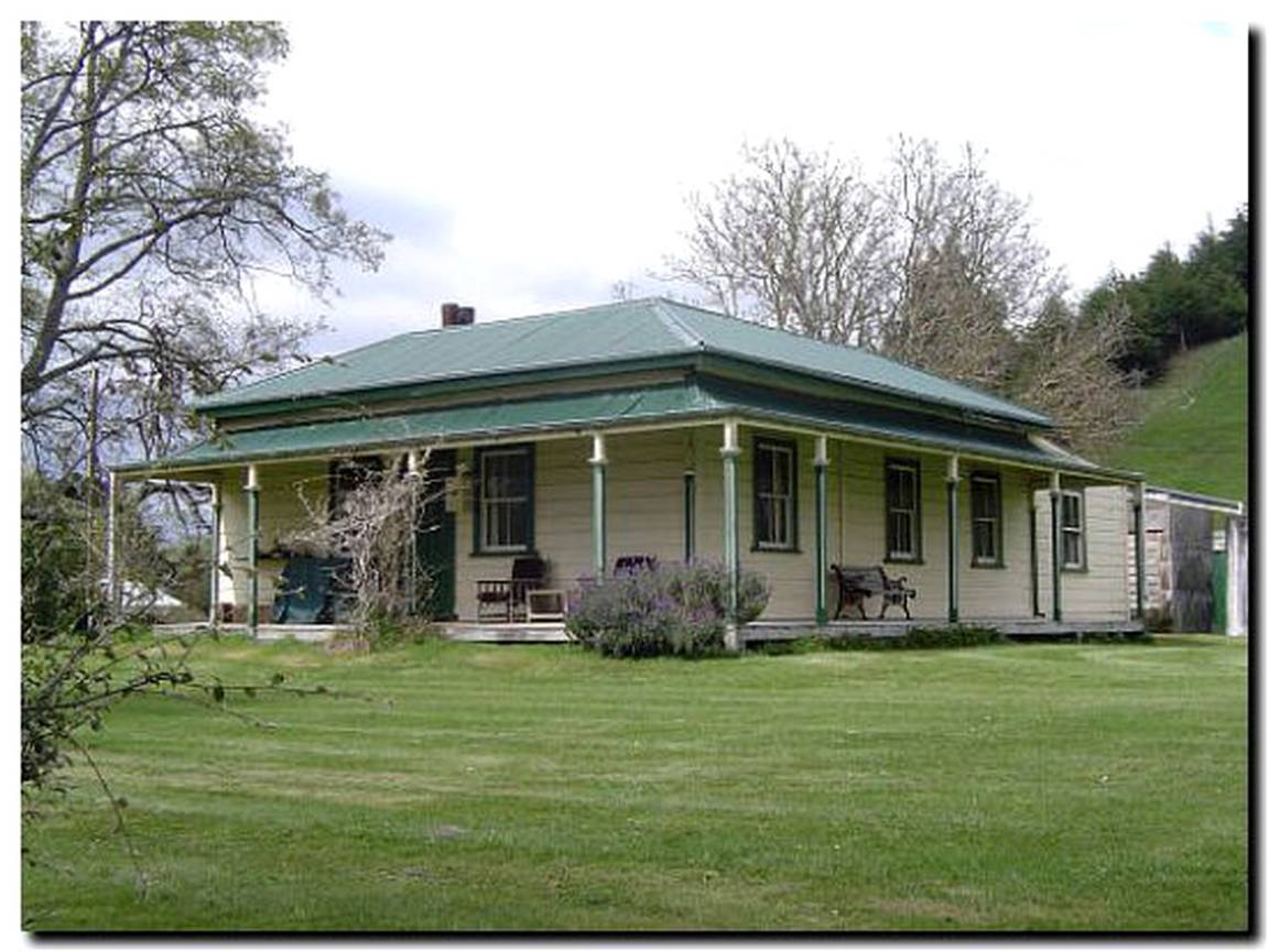 House ∙ 1 Bedroom ∙ 10 Guests - Wairarapa