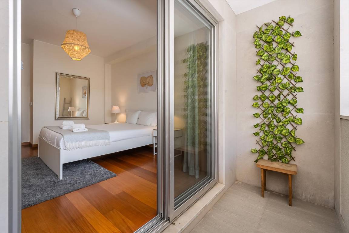 70 M² Apartment ∙ 1 Bedroom ∙ 4 Guests - Francisco Sá Carneiro Airport Porto (OPO)