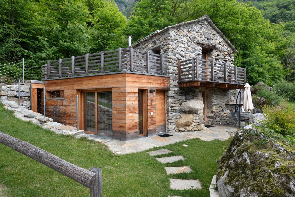 70 M² Dom ∙ 2 Sypialnie ∙ 5 Gości - Chiavenna