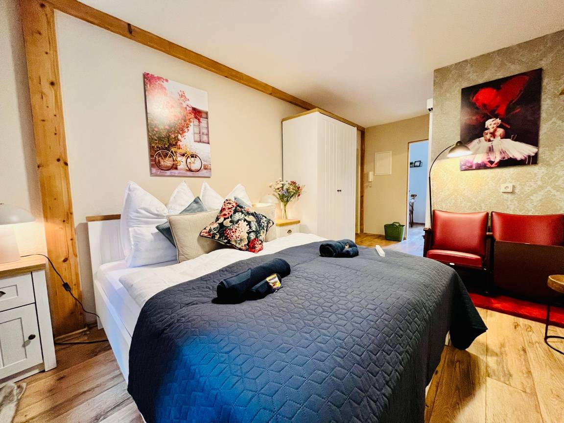 30 M² Ferienwohnung ∙ 1 Schlafzimmer ∙ 2 Gäste - Marburg