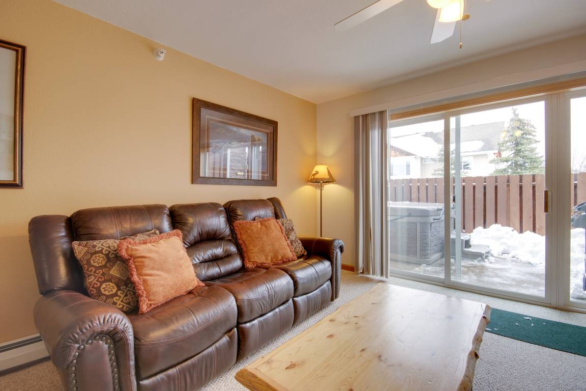 104 M² Apartment ∙ 2 Bedrooms ∙ 6 Guests - Mirror Lake, Gallatin Gateway