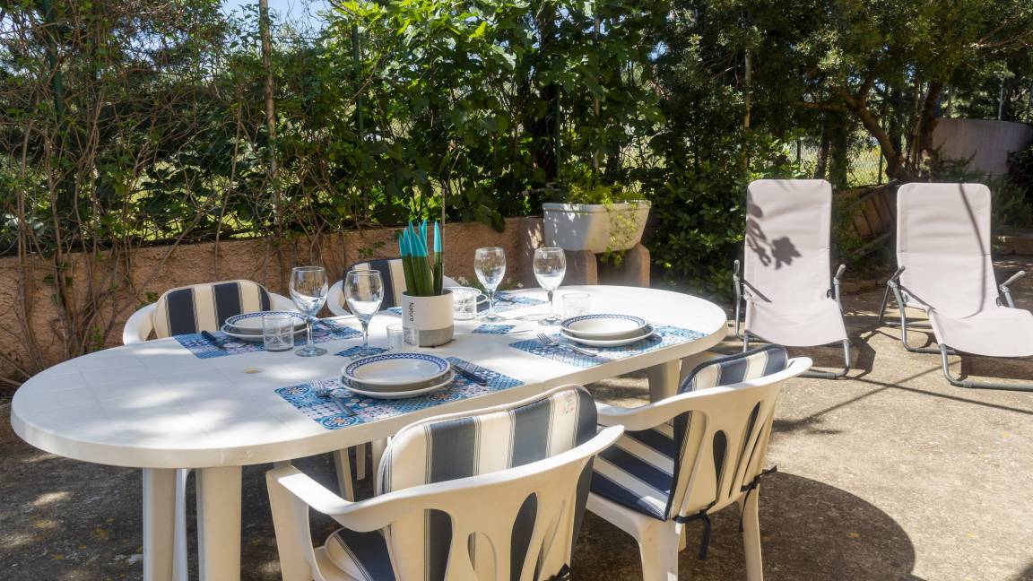 120 M² Villa ∙ 4 Schlafzimmer ∙ 9 Gäste - Budoni