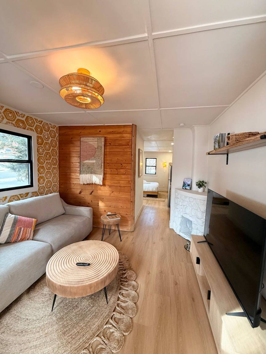 House ∙ 1 Bedroom ∙ 4 Guests - Manitou Springs, CO