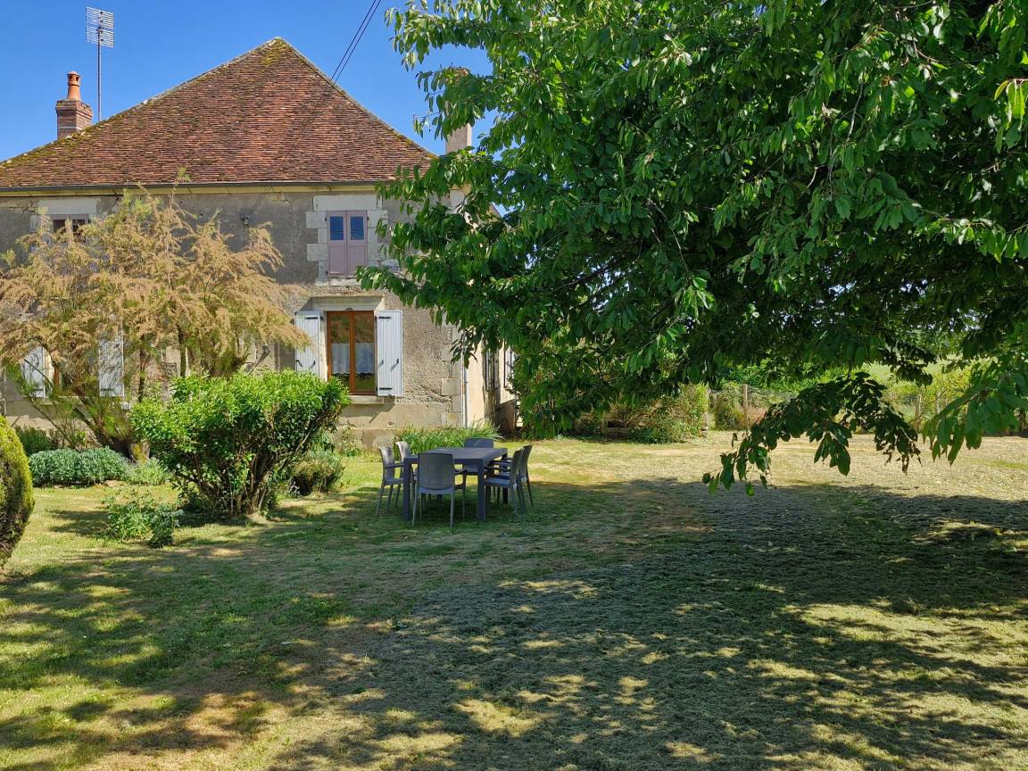 135 M² Cottage ∙ 2 Chambres ∙ 4 Personnes - Nièvre