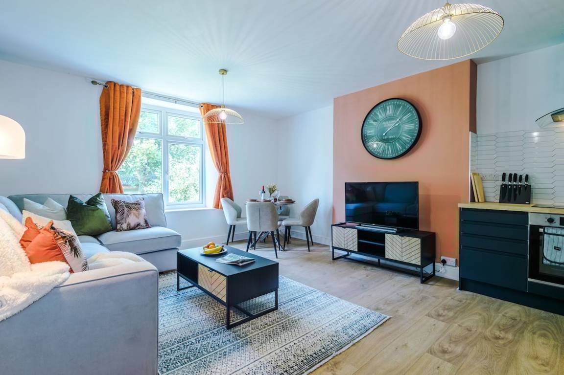 Apartment ∙ 2 Bedrooms ∙ 4 Guests - Llandudno