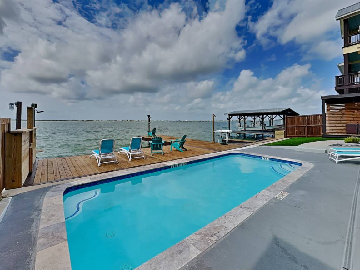 237 M² House ∙ 5 Bedrooms ∙ 14 Guests - Rockport, TX
