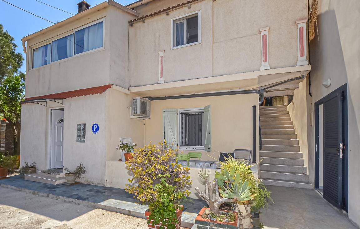 23 M² Ferienwohnung ∙ 1 Schlafzimmer ∙ 2 Gäste - Bastia