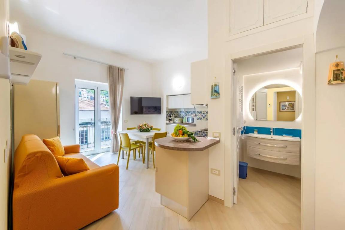 53 M² House ∙ 2 Bedrooms ∙ 6 Guests - Maiori