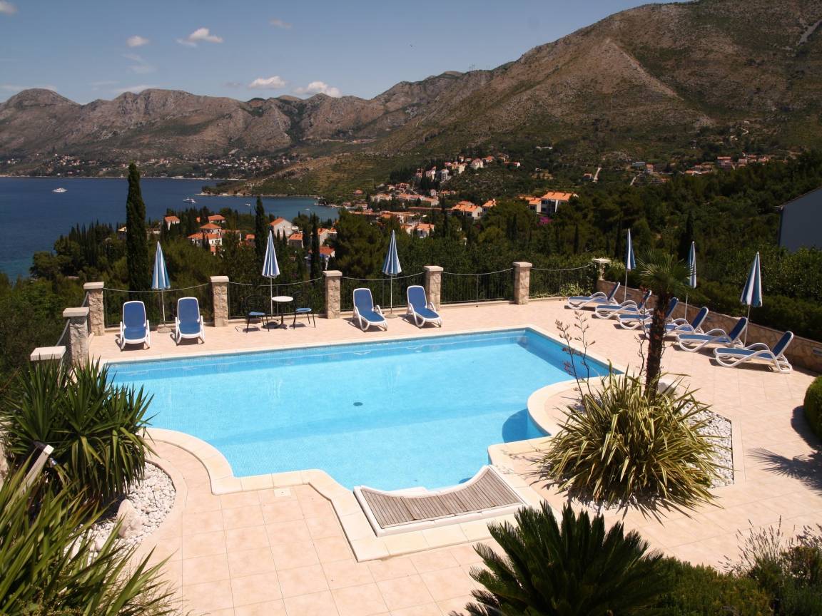 75 M² Ferienwohnung ∙ 2 Schlafzimmer ∙ 4 Gäste - Cavtat