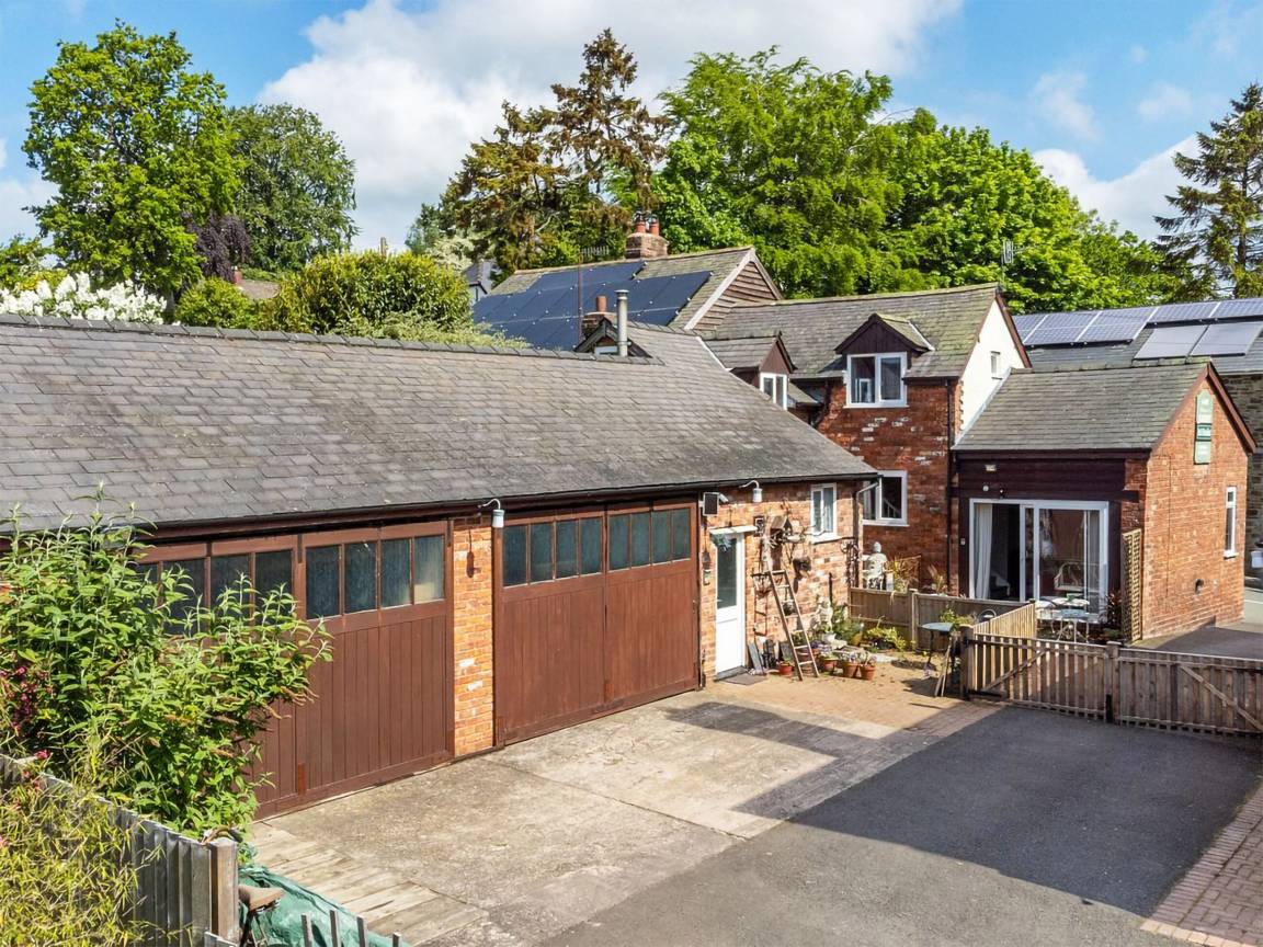 Cottage ∙ 2 Bedrooms ∙ 4 Guests - Shropshire