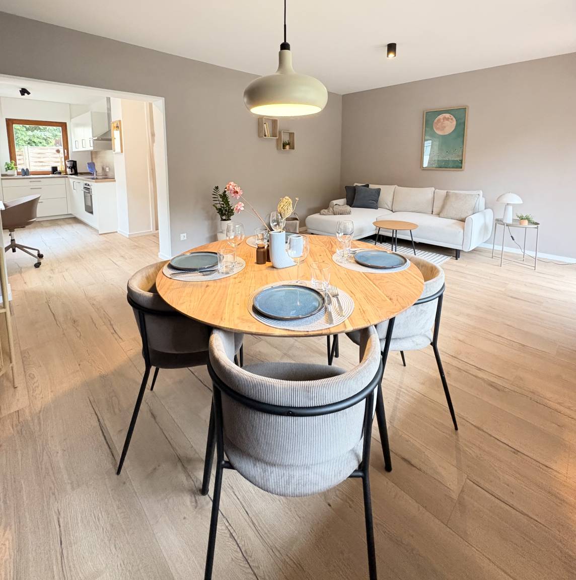 70 M² Apartment ∙ 2 Bedrooms ∙ 4 Guests - Koblenz