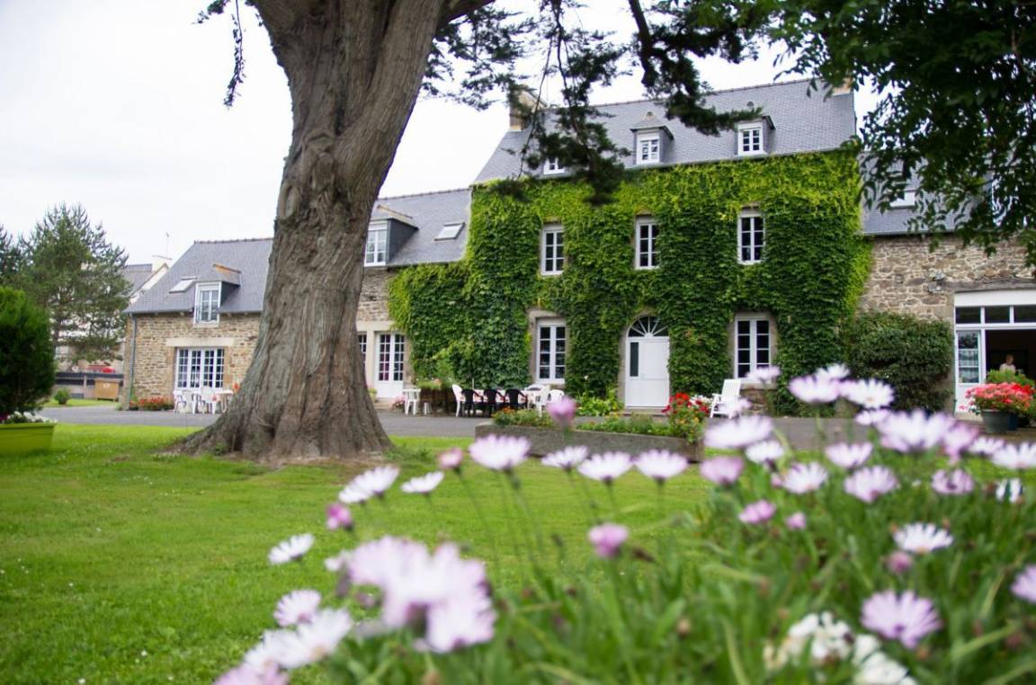 130 M² Gîte ∙ 6 Chambres ∙ 10 Personnes - Fréhel