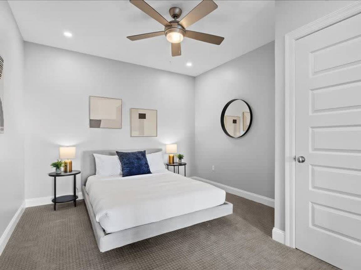 Apartment ∙ 1 Bedroom ∙ 2 Guests - Pittsburgh, PA