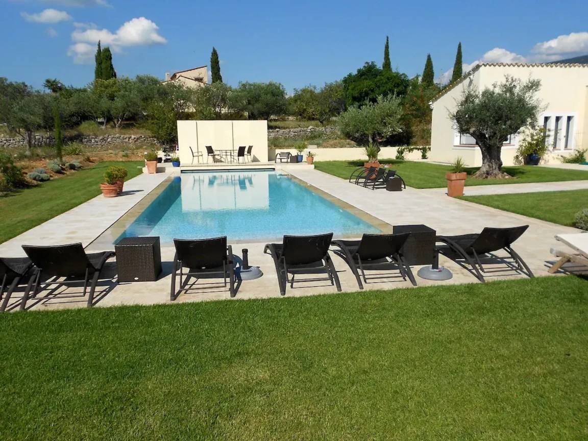45 M² Appartement ∙ 1 Slaapkamer ∙ 4 Gasten - Fayence