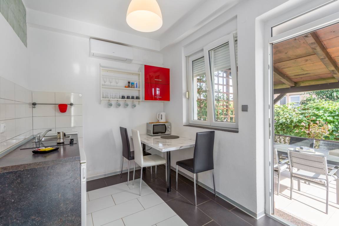 26 M² Ferienwohnung ∙ 1 Schlafzimmer ∙ 3 Gäste - Umag