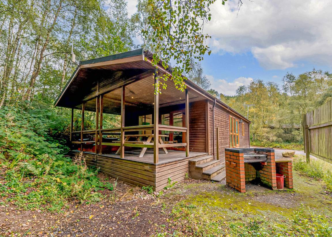 Chalet ∙ 2 Bedrooms ∙ 4 Guests - Peak District
