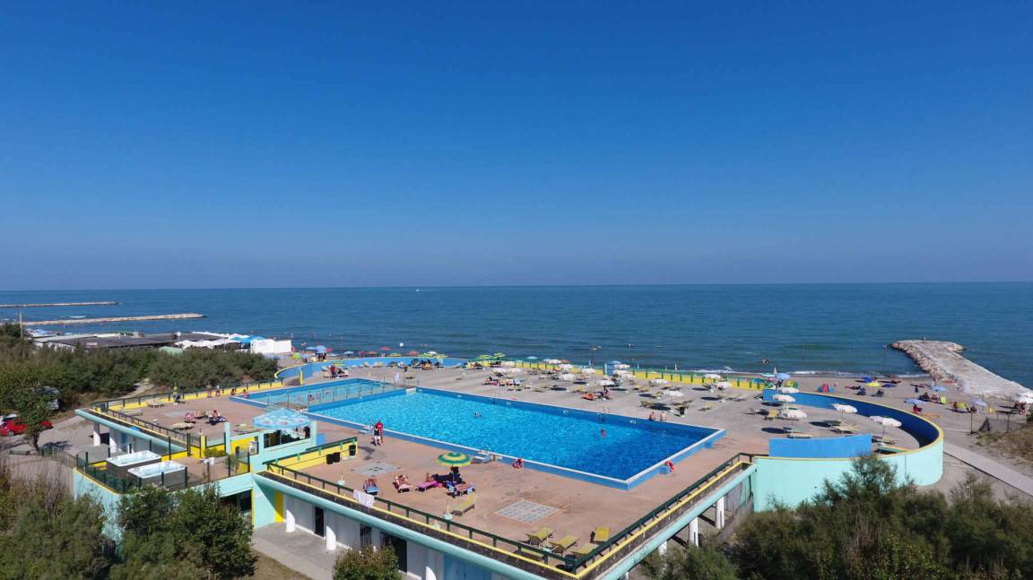 30 M² Caravan ∙ 3 Bedrooms ∙ 7 Guests - Veneto