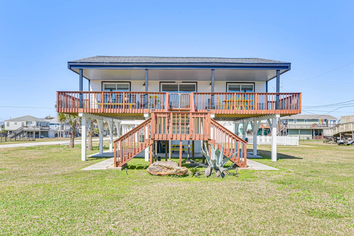 89 M² House ∙ 2 Bedrooms ∙ 9 Guests - Jamaica Beach, Galveston