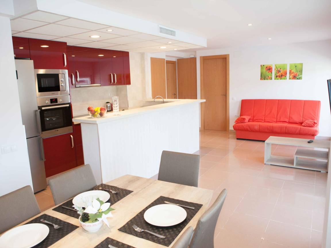 60 M² Apartment ∙ 2 Bedrooms ∙ 6 Guests - Salou
