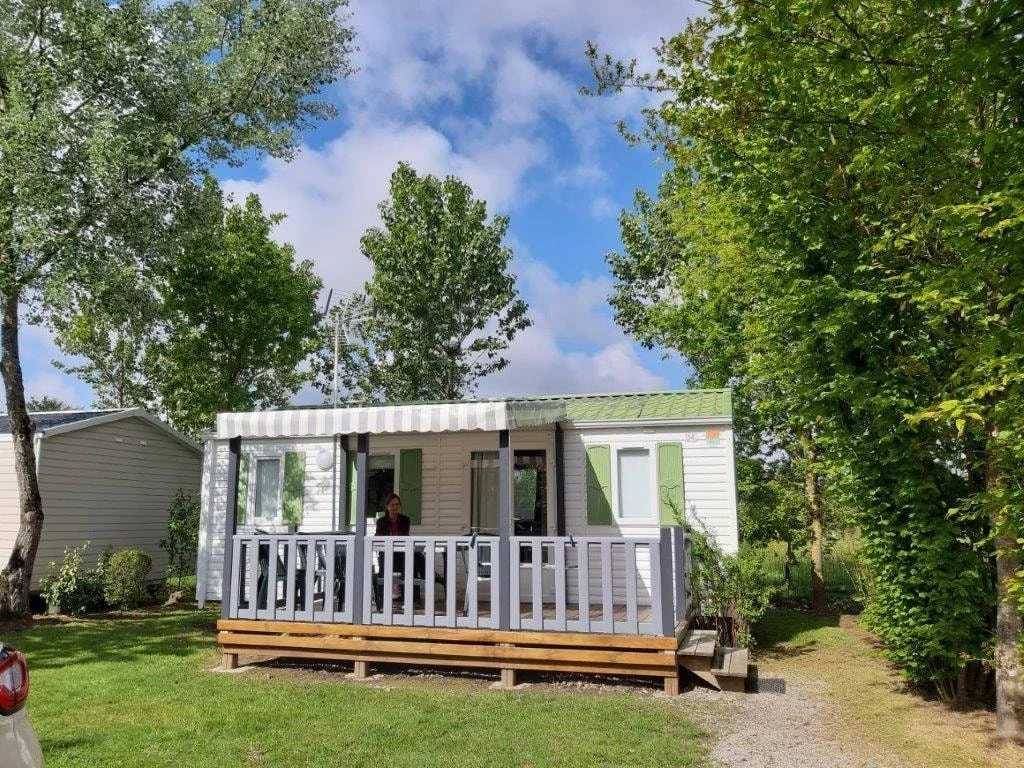 24 M² Camping ∙ 2 Chambres ∙ 4 Personnes - Apremont