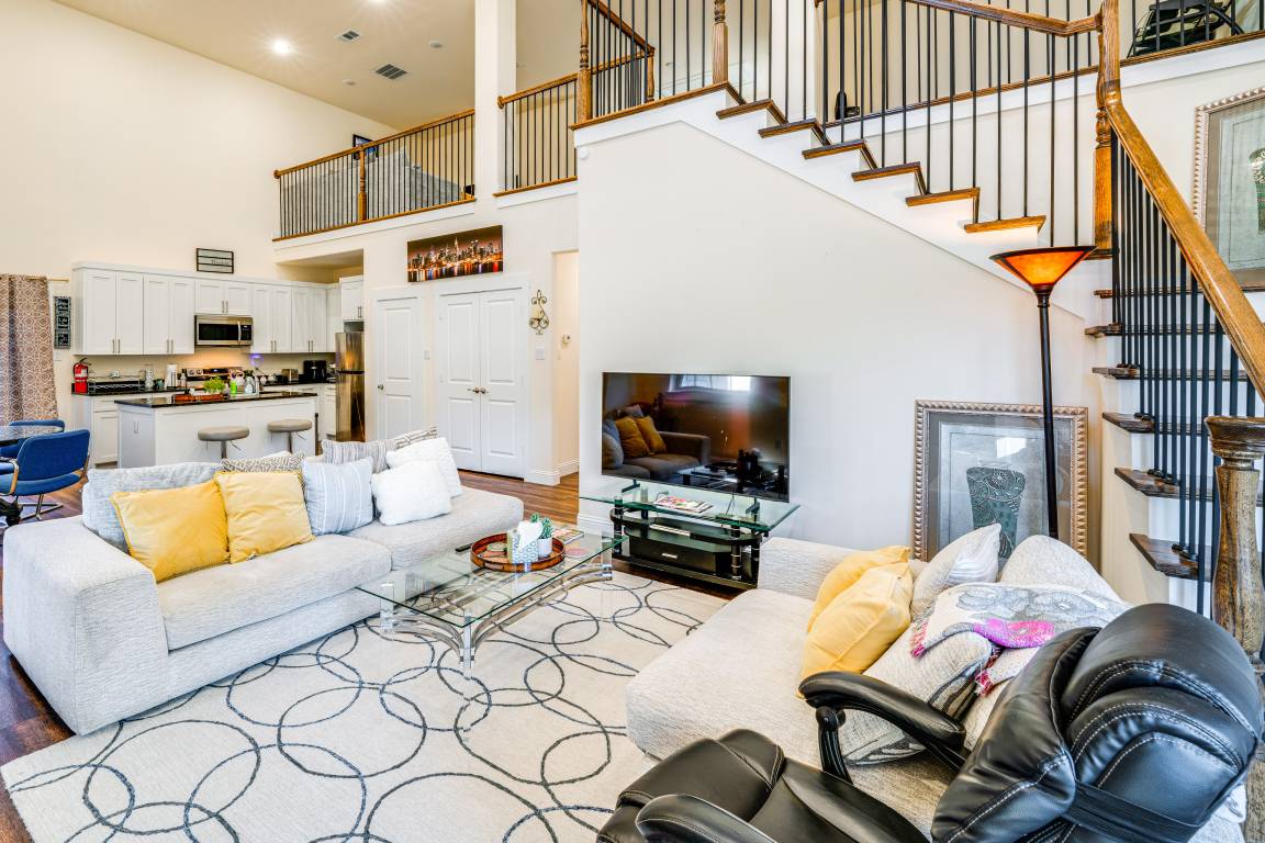 217 M² House ∙ 5 Bedrooms ∙ 10 Guests - McKinney, TX