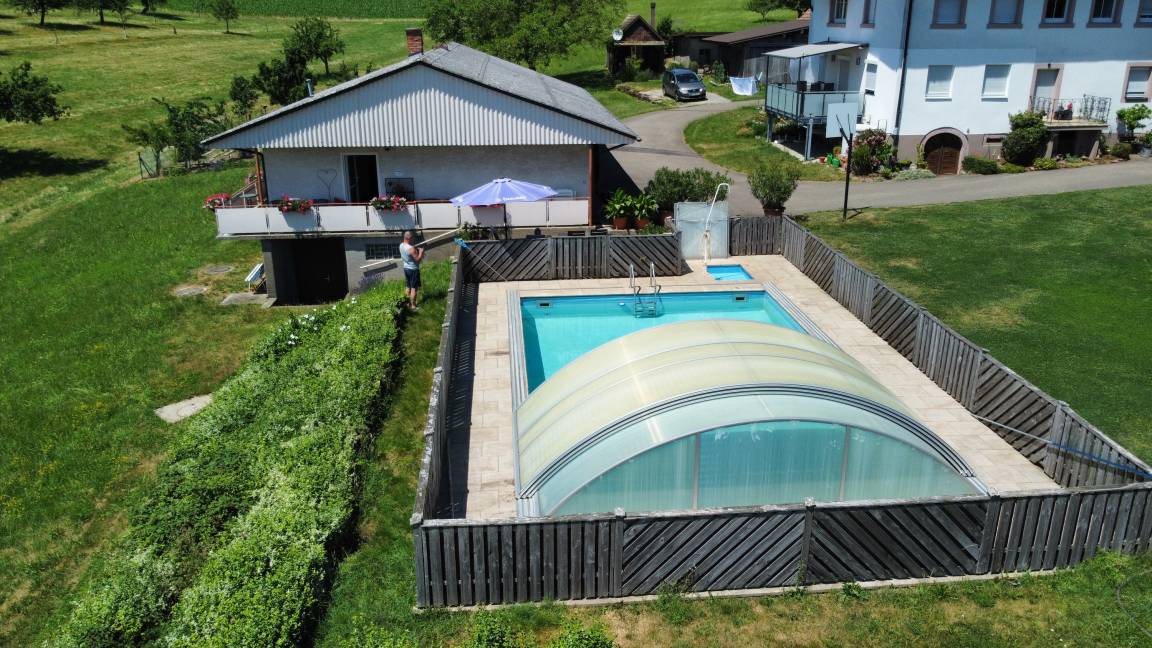 74 M² Ferienwohnung ∙ 1 Schlafzimmer ∙ 4 Gäste - Ringsheim