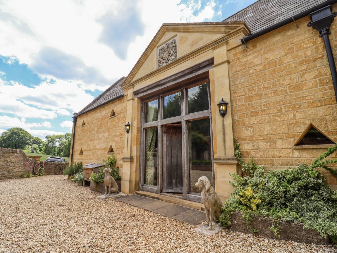 Cottage ∙ 2 Bedrooms ∙ 4 Guests - Broadway