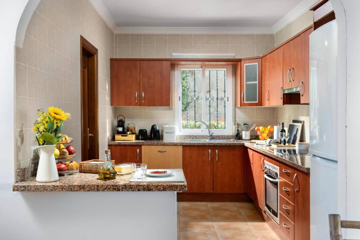 180 M² Villa ∙ 4 Habitaciones ∙ 12 Huéspedes - Canillas de Aceituno