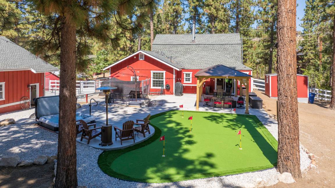 239 M² House ∙ 4 Bedrooms ∙ 12 Guests - Big Bear Lake, CA
