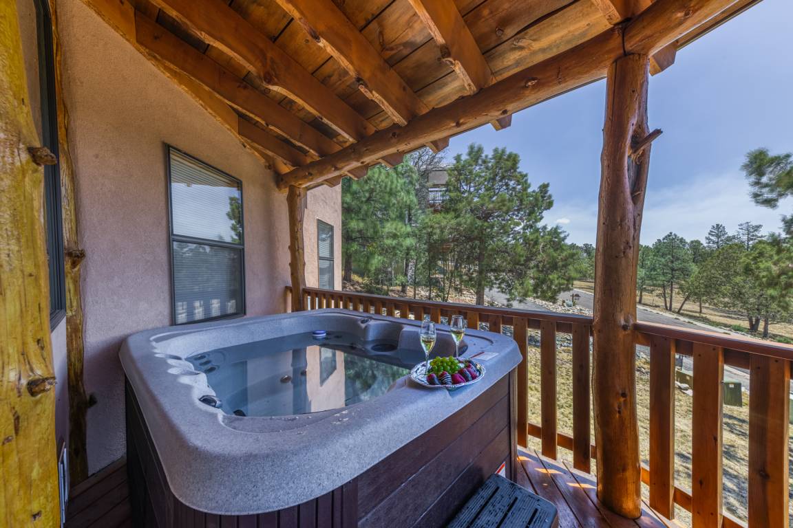 232 M² Cabin ∙ 4 Bedrooms ∙ 10 Guests - Ruidoso, NM