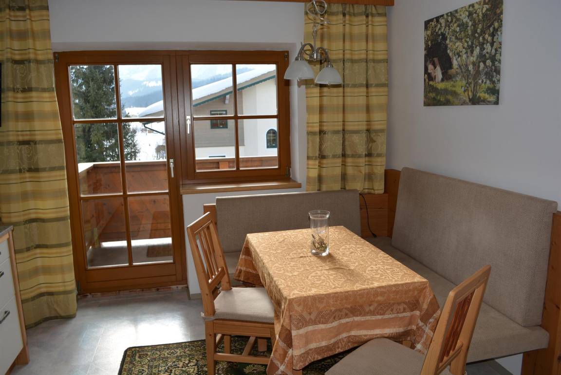 54 M² Ferienwohnung ∙ 2 Schlafzimmer ∙ 4 Gäste - Lofer